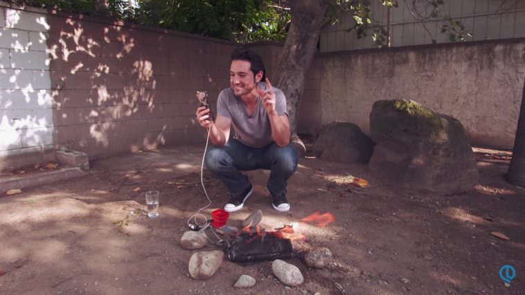 Epiphany onE Puck ช่วยชาร์จ iPhone ของคุณด้วยเครื่องดื่มสุดโปรด