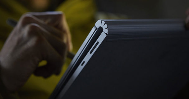 Apple กำลังพัฒนา MacBook ตัวเครื่องบางแบบพับงอได้ (สิทธิบัตร)