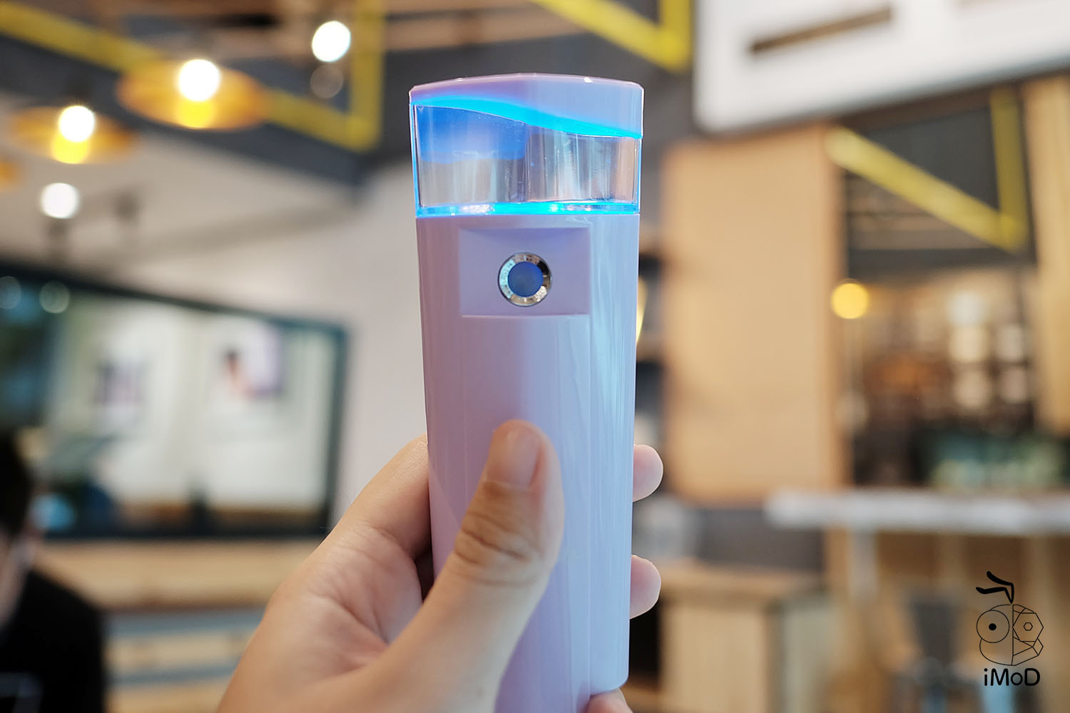 รีวิว Gizmo Power Bank & Spray แบตสำรองที่มาพร้อมกับสเปรย์ฉีดน้ำแร่ ให้ ...