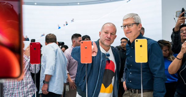 Scott Forstall จากไป Jony Ive เรืองอำนาจ