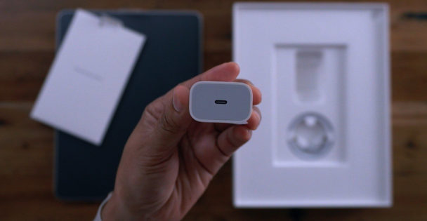 Apple อาจใส่อะแดปเตอร์ USB-C มาในกล่อง iPhone 11