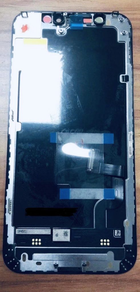 เผยภาพถ่ายคาดว่าเป็นจอ OLED ของ iPhone 12