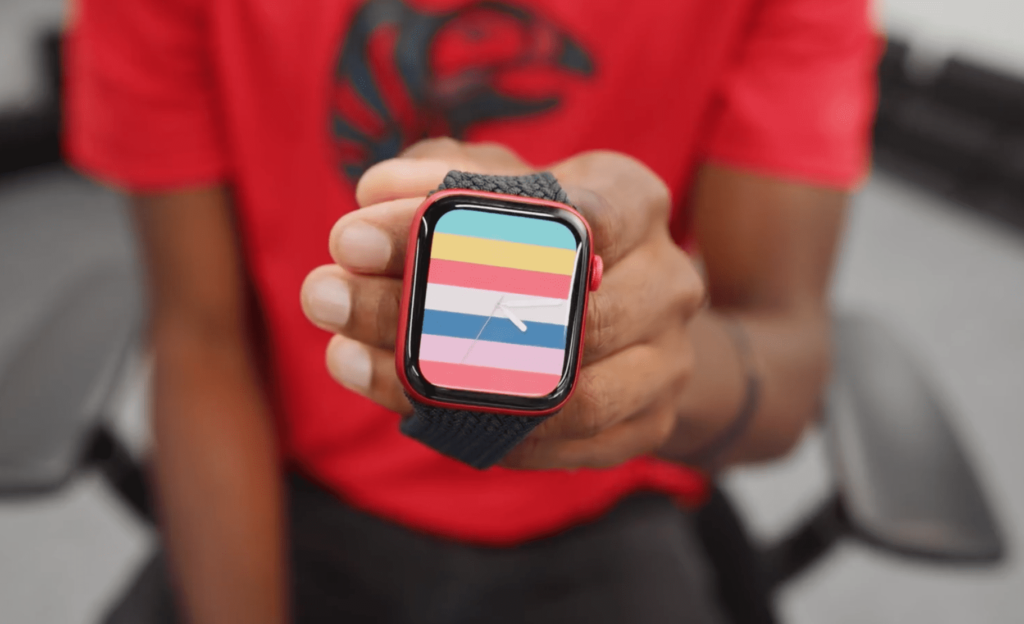 YouTuber แกะกล่อง Apple Watch Series 6 สีแดง