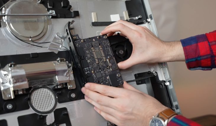 YouTuber ประกอบ iMac รุ่น Apple Silicon จาก iMac เก่ากับ Mac mini ชิป M1