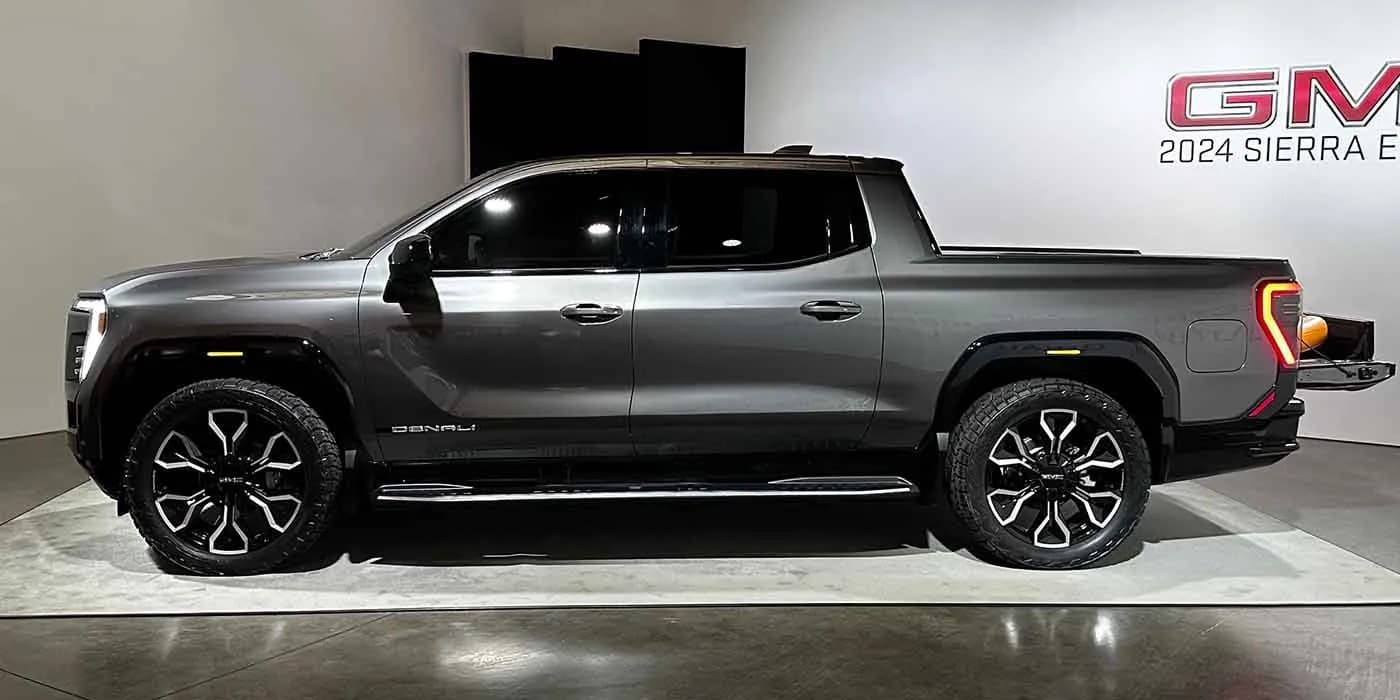 GMC เปิดตัว SIERRA EV DENALI EDITION 1 กระบะไฟฟ้า 100% วิ่งไกล 640 กม./ชาร์จ